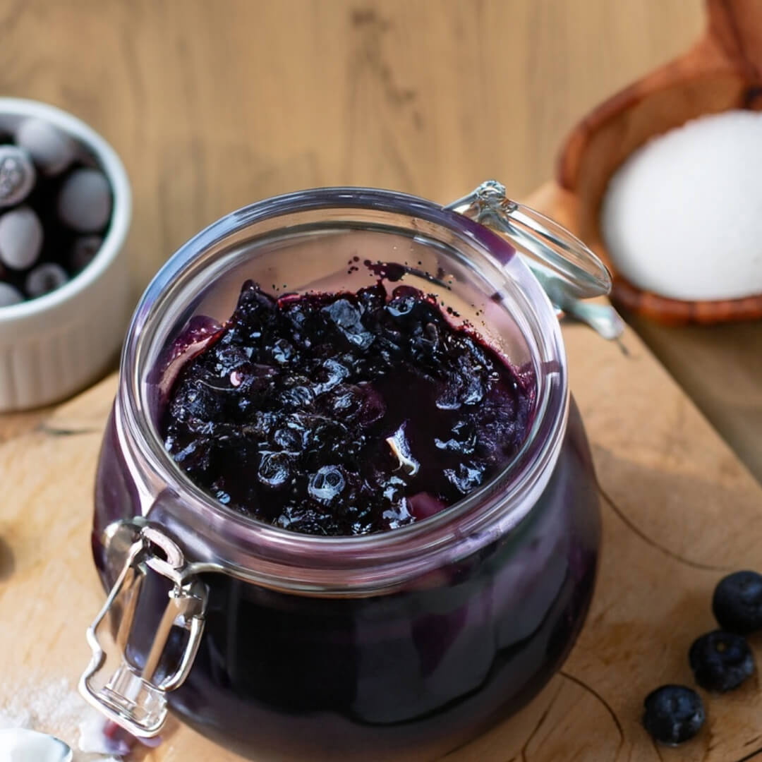 Blueberry Sauce Recipe - Homemade and Easy