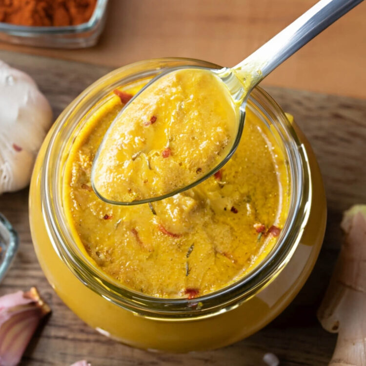 Curry Sauce Recipe | Quick and Easy DIY Curry Sauce