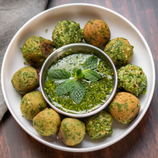 Fresh Mint Sauce Recipe: Cool Elegance for Culinary Delight