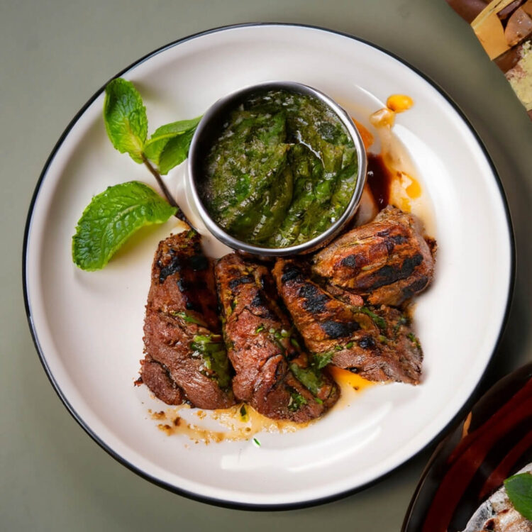 Indian Mint Sauce Recipe: Refreshing Delight for Spicy Cuisine